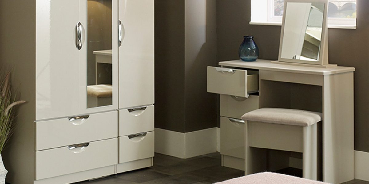 Budget Dressing Table: 10 Ways to Organize Without Breaking the Bank ...
