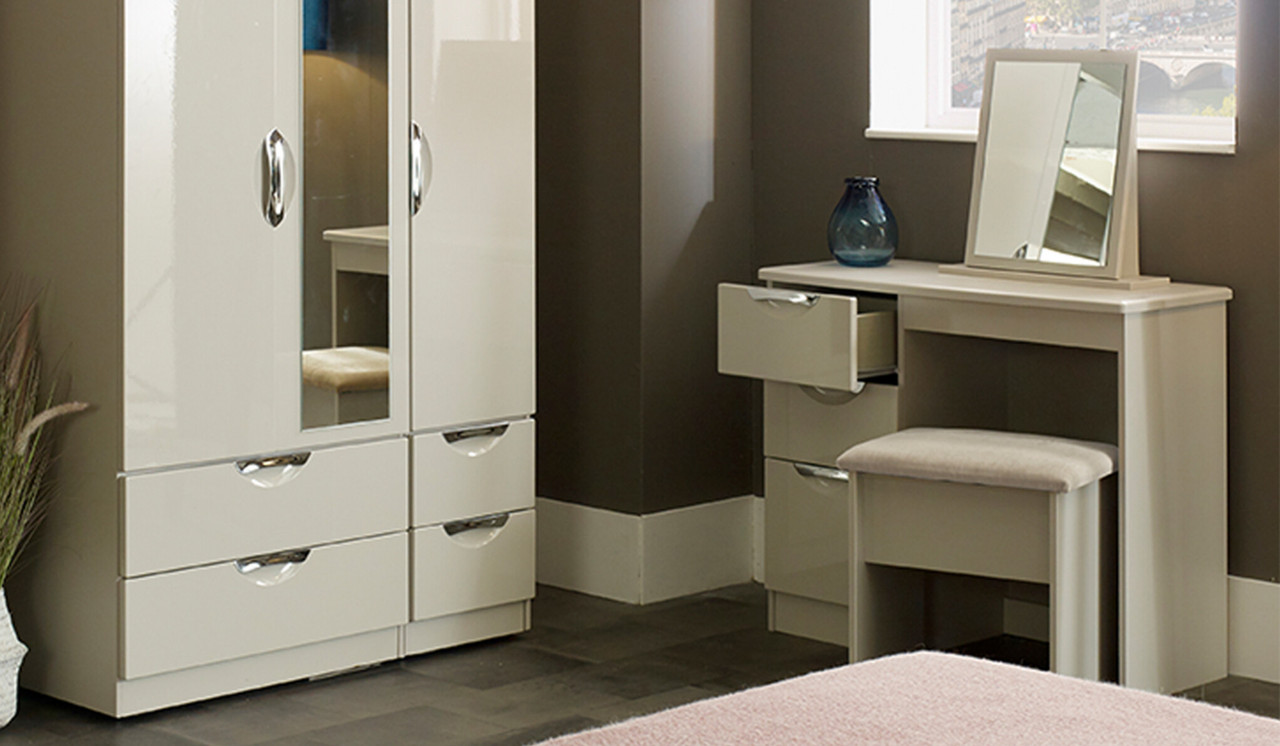 Budget Dressing Table: 10 Ways to Organize Without Breaking the Bank ...