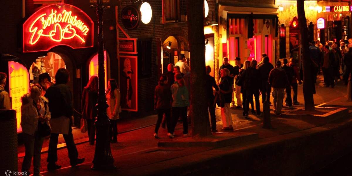 Amsterdam Red Light District Tour: Top 10 Secrets Revealed for a ...