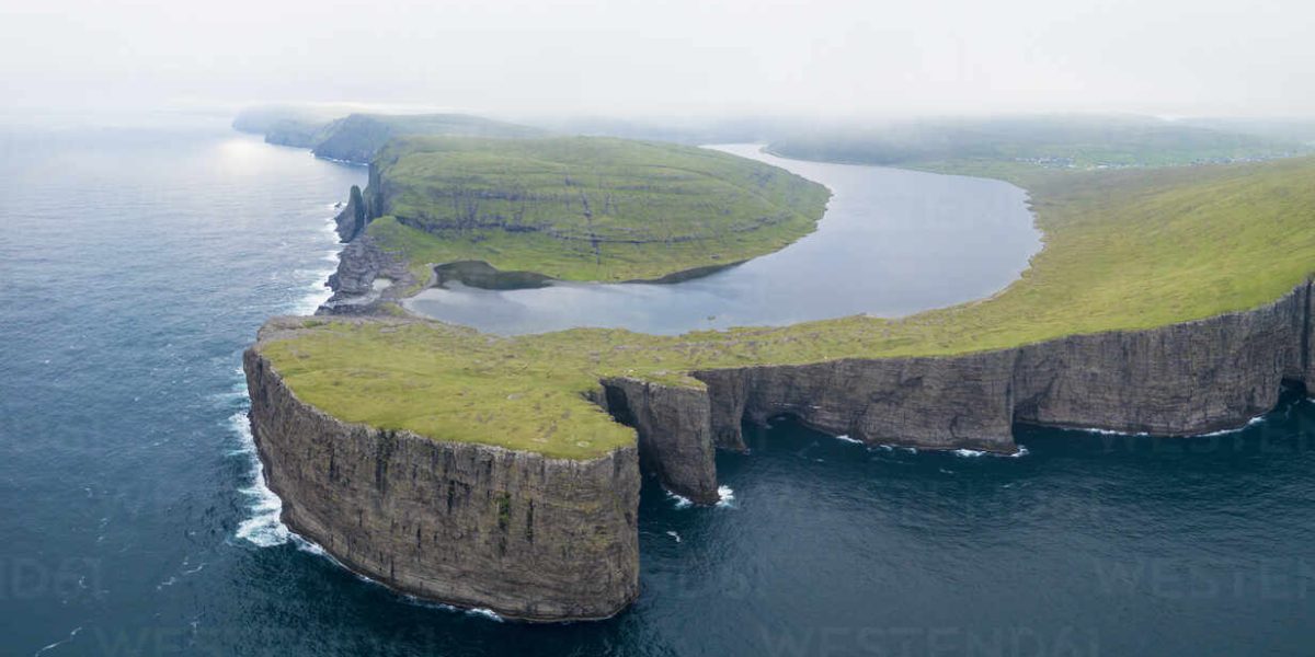 Faroe Islands River: 10 Breathtaking Views That Will Leave You in Awe ...